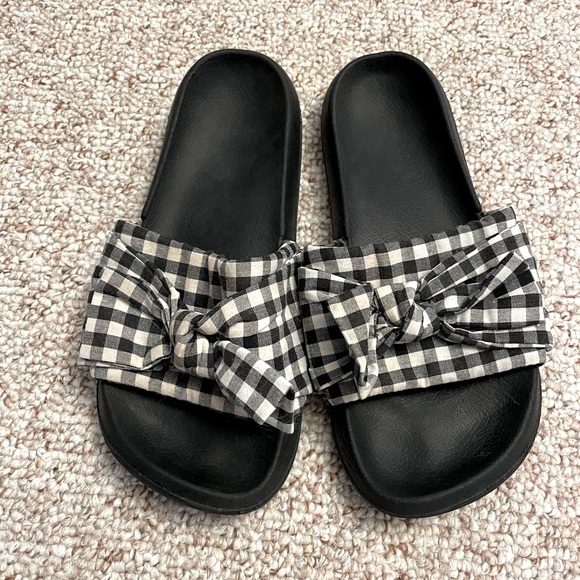 PacSun | Shoes | Sandals | Poshmark